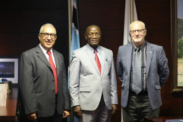 BIUST Home - Botswana International University of Science & Technology